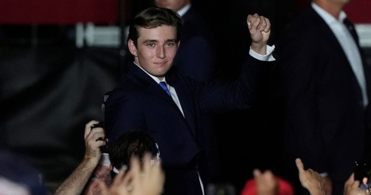 Barron Trump’s Biggest Superfan Revealed! a 19-Year-Old Girl From Brazil