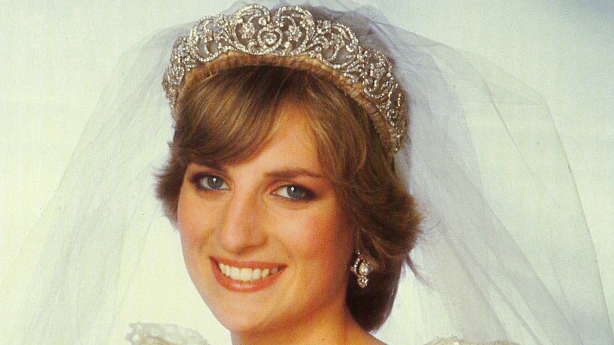 One Royal Deliberately Skipped Princess Diana’s Funeral — Reportedly ...